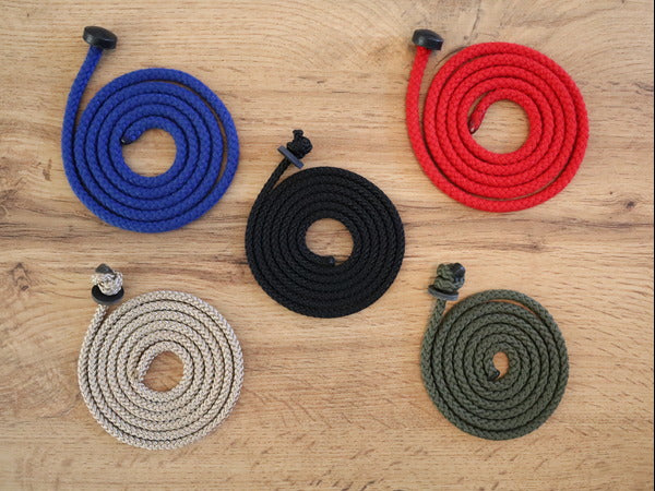Leashes and Swivels – Ian Vance Falconry Equipment